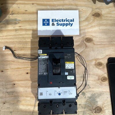 Circuit Breakers - 600 Amp 600V