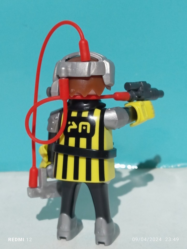 PLAYMOBIL SPACE WARRIOR FIGURE REF 72420 ALIENS ALIEN FUTURE | eBay