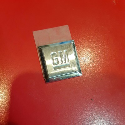 OEM GM Front Fender or Doors "Mark of Excellence" Stainless(1) Emblem ...
