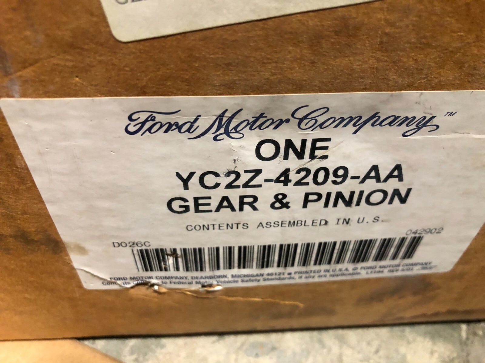 One Genuine Ford Differential Ring And Pinion YC2Z-4209-AA, SEE ...