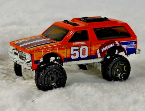 Chevy Blazer 4x4 Football 50 1983 2015 Hot Wheels | eBay
