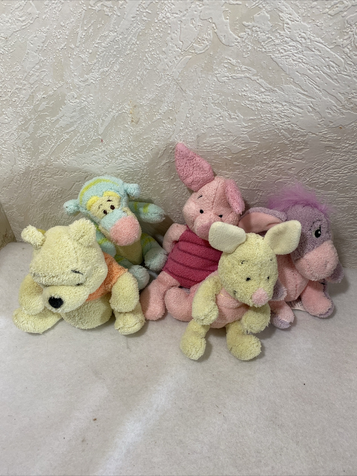 Disney store Winnie the Pooh five plush 6” Tall | eBay