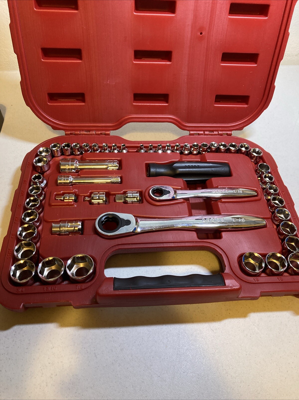 Craftsman 29309 Max Axess 51 PC Set Pass Through in Red Case for sale ...
