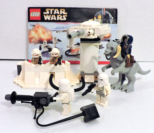 LEGO Star Wars: Echo Base (7749) Complete Set with Minifigs + Tauntaun ...