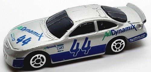 2018 MAISTO FRESH METAL FORD TAURUS AD DYNAMIX #44 SILVER DIECAST 2 5/8 ...