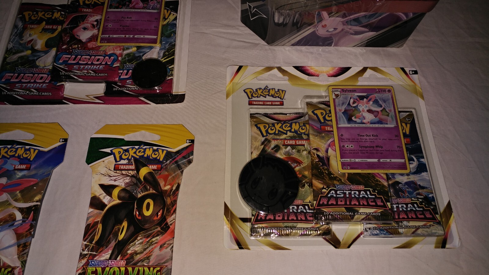 57 Pokemon Packs 🤗Tins - 3 Pack Blister Packs - 14 Evolving Skies Packs ...