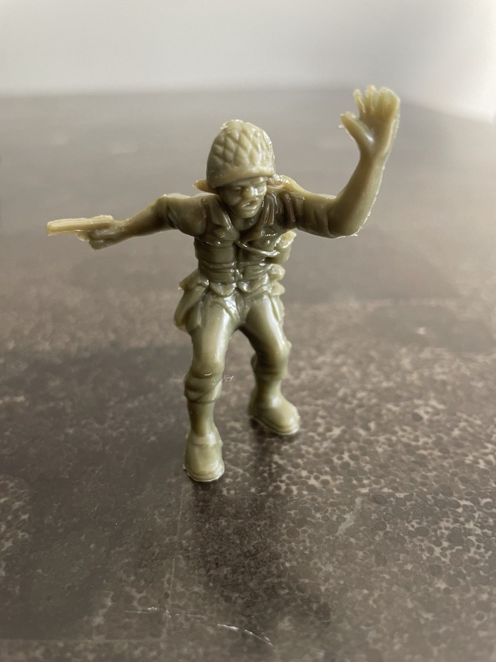 Large Lot of 82 Green Black & Grey Army Men Mixed Toy Soldiers Vintage ...
