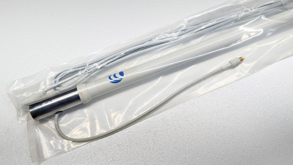 AirWave Marine 8FT VHF Boat Antenna White 15ft cable Factory Blem, demo ...