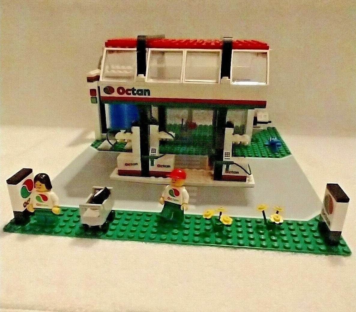 LEGO Town: Gas N' Wash Express (6397) for sale online | eBay