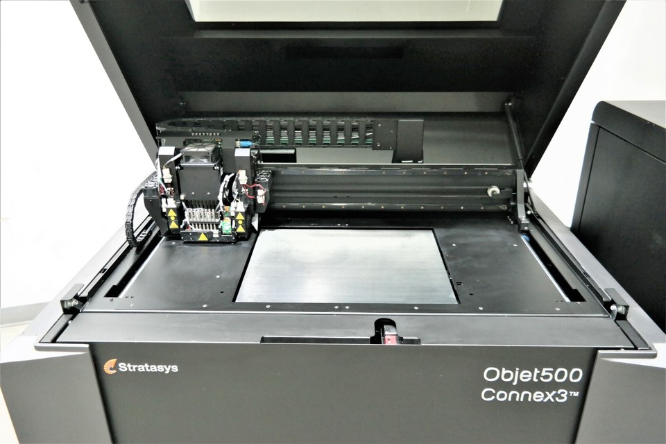 STRATASYS OBJET500 CONNEX 3 3D Printer 2015 Low Hours with a zscanner ...