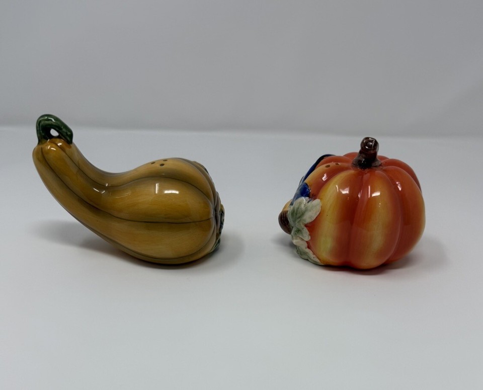 Avon 2001 Ceramic Salt & Pepper Shakers Harvest Pumpkin Squash Gourd ...