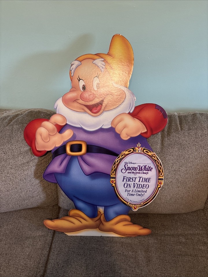 VTG Disney Snow White & Seven Dwarves Sleepy Sneezy Happy Cardboard ...