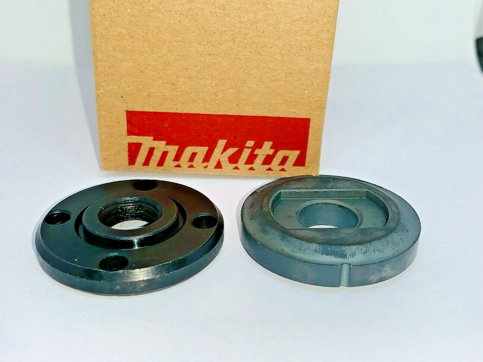 2XGENUINE Makita Angle Grinder Lock Nut Flange Set 9565H 9565P/PCV ...