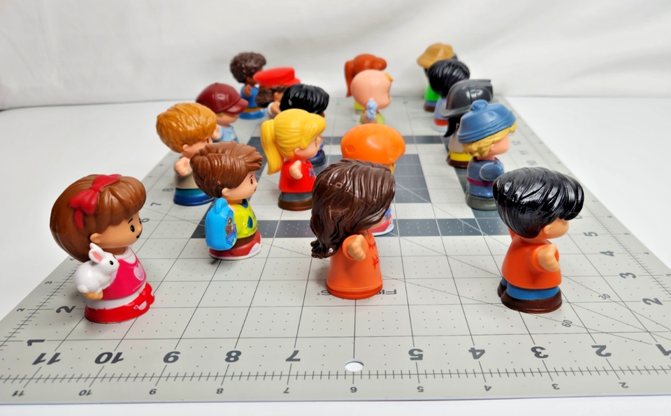Fisher Price Little People Big Helpers Garage/Accs/3Cars /17 Little ...