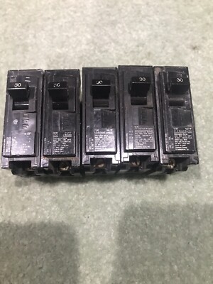 Circuit Breakers - Circuit Breakers Type Eq-P