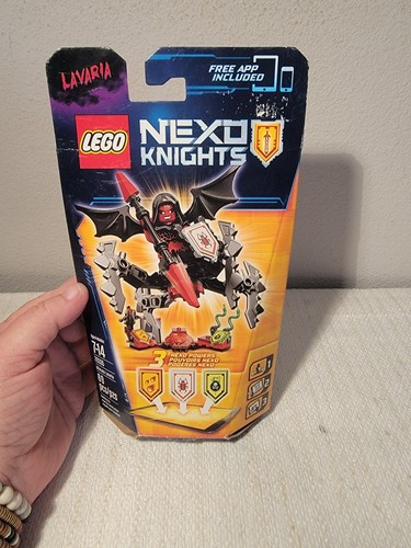 LEGO 70335 Nexo Knights Ultimate Lavaria 69 Pieces Retired Free App New ...