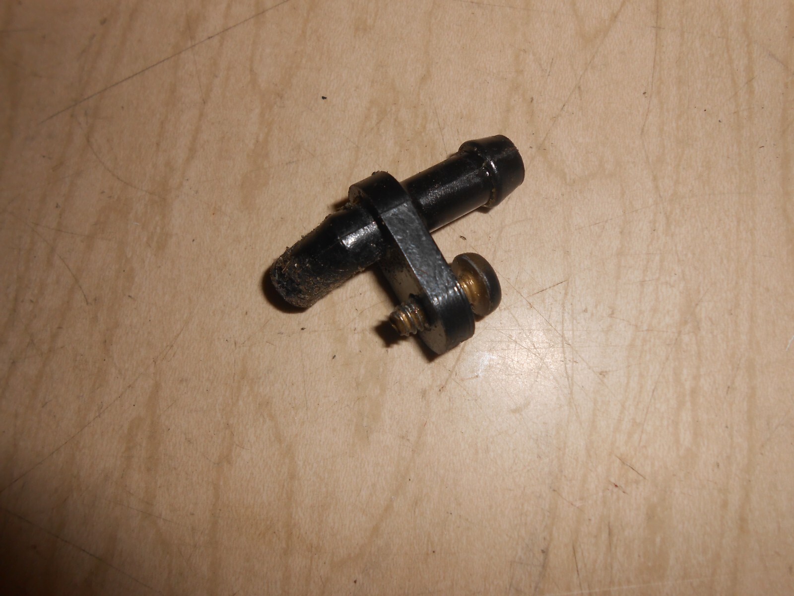 56712 Mercury 1973 110 9.8hp Outboard Motor water tell-tale nozzle T33 ...