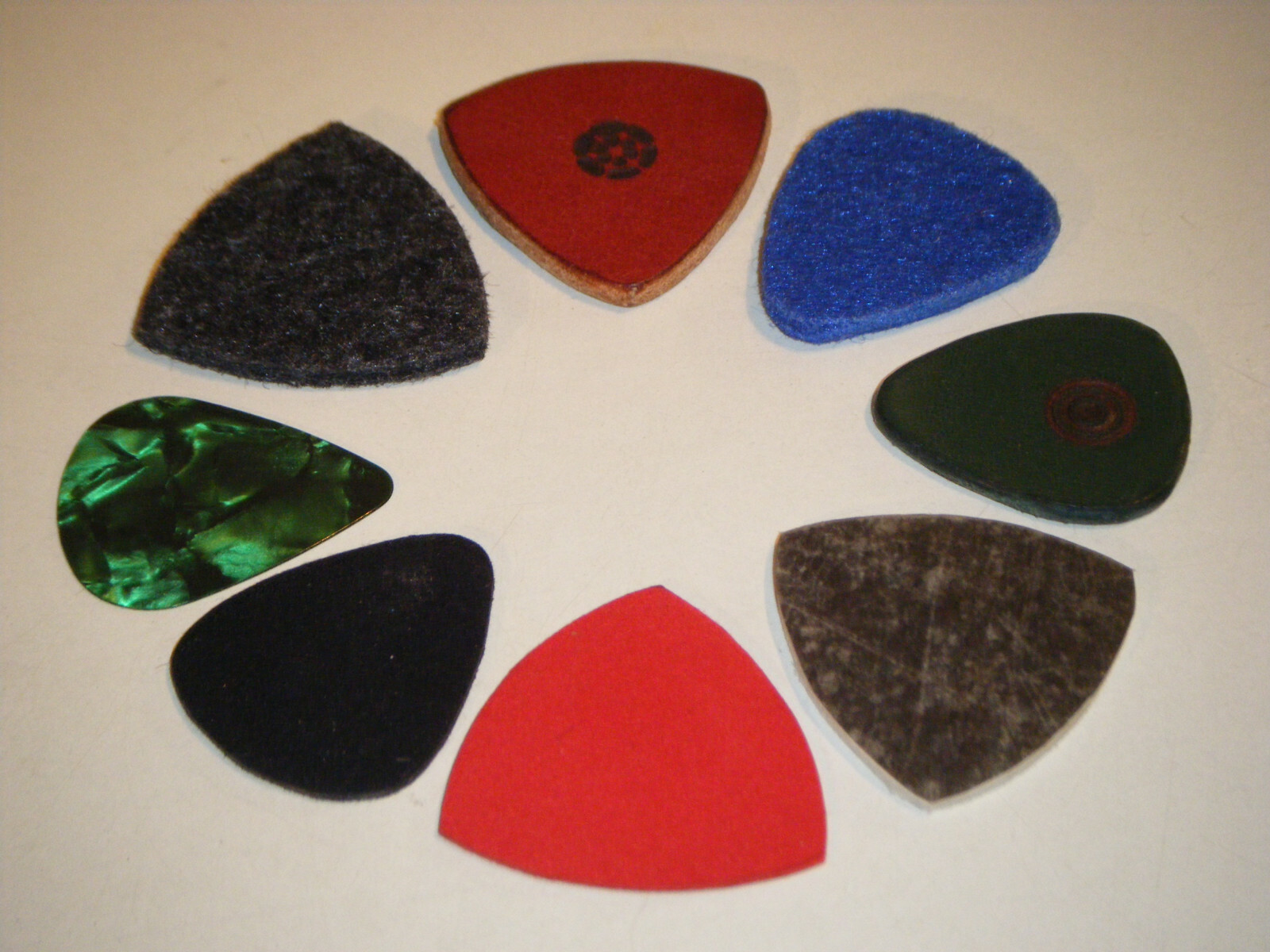 Ukulele Plectrum Set, 8 different picks (made in UK) | eBay UK