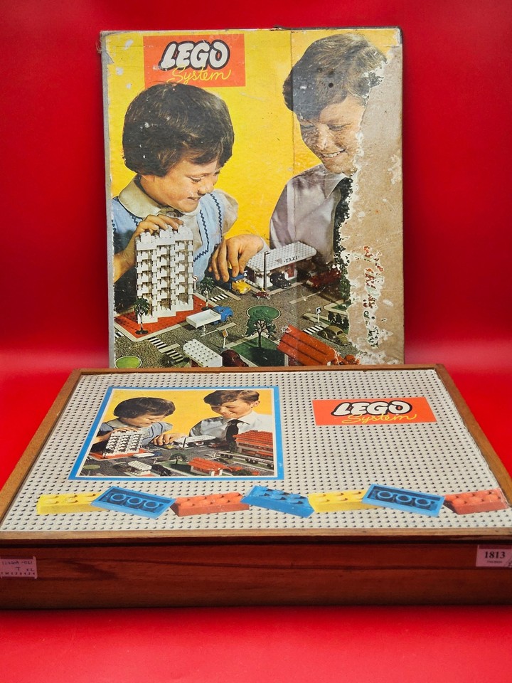 Vintage lego #810 town plan set with original board | eBay