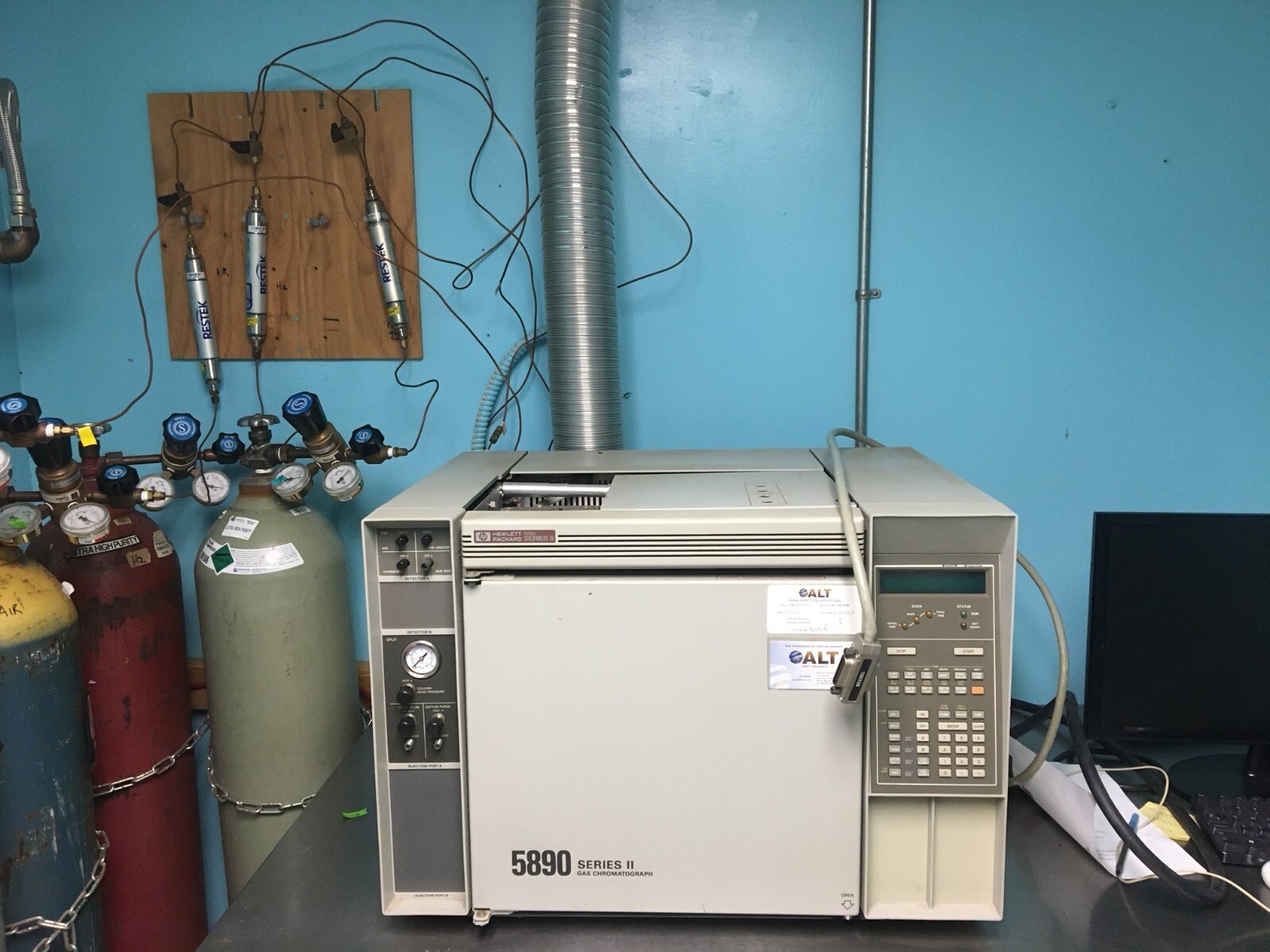 HP Hewlett Packard 5890 Series II Gas Chromatography System | eBay