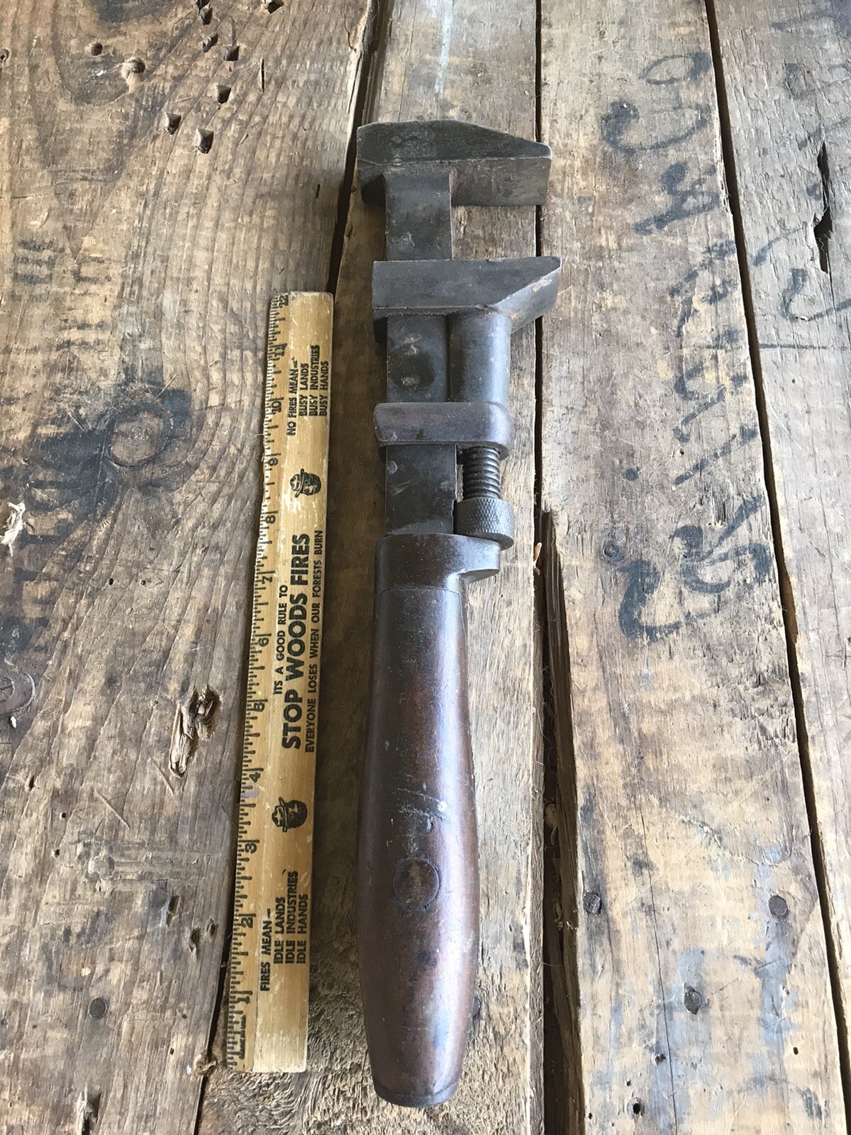 COES WRENCH CO. ANTIQUE MONKEY WRENCH WOOD HANDLE STEAM LOCOMOTIVE ...