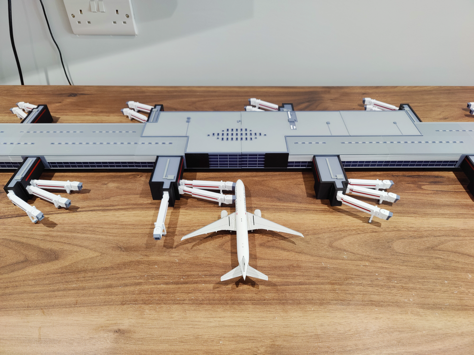 LONDON HEATHROW TERMINAL 2 PIER (T2B) 1:400 Scale Diorama Model Airport ...