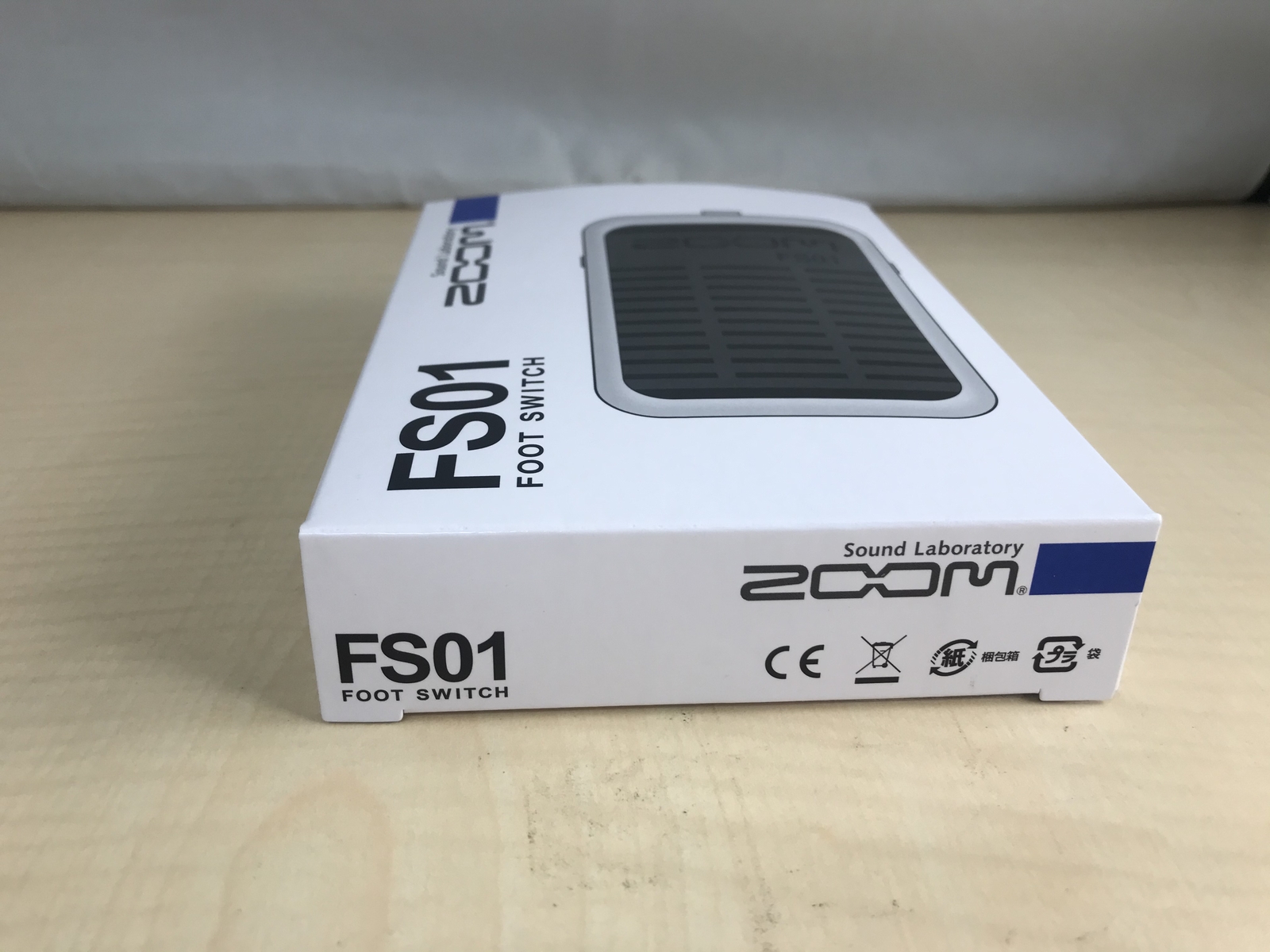 Zoom FS01 Footswitch | eBay Australia