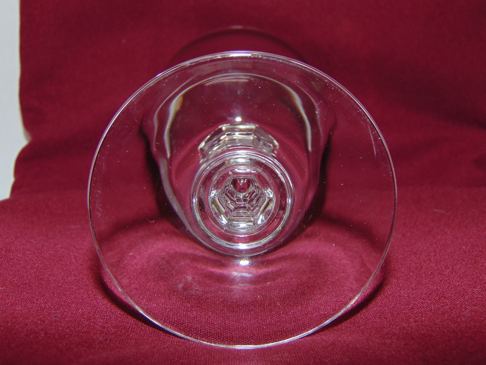 BLEIKRISTALL LEADED CRYSTAL STEM GLASS ETCHED ENGRAVED COAT OF ARMS ...