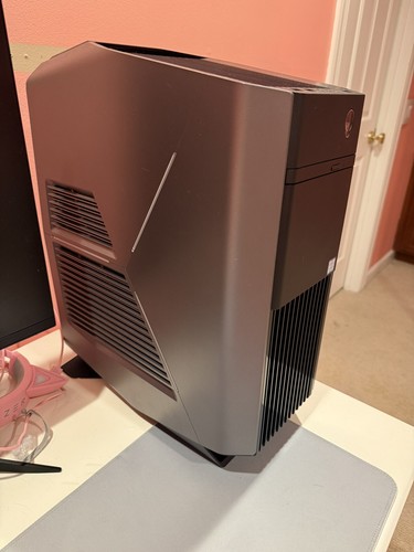 Alienware Aurora R7 Gaming PC i7-8700K GTX 1080 16GB RAM 256GB SSD W11H ...