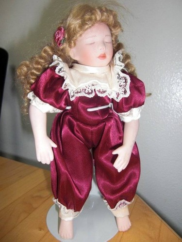 Kathy Hippensteel ~ Porcelain 8" Sleeping Doll Hand Numbered 6798FE | eBay