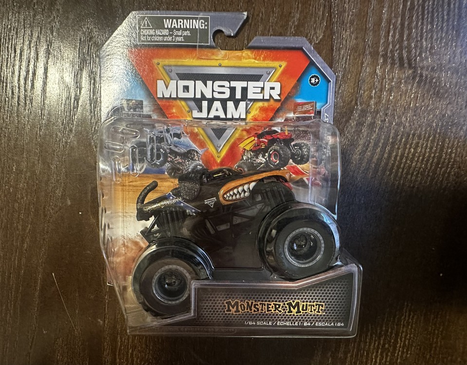 2024 SPIN MASTER MONSTER JAM MONSTER MUTT ROTTWEILER SERIES 37 RETRO ...
