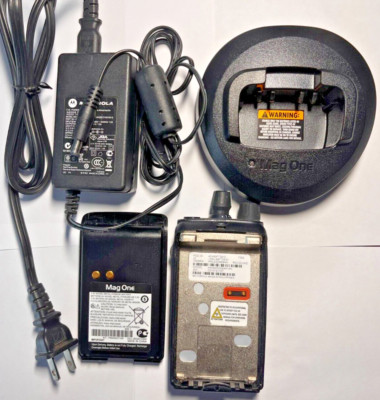 Motorola Mag One BPR40 VHF 16 Channel 5 Watts AAH84KDS8AA1AN | eBay