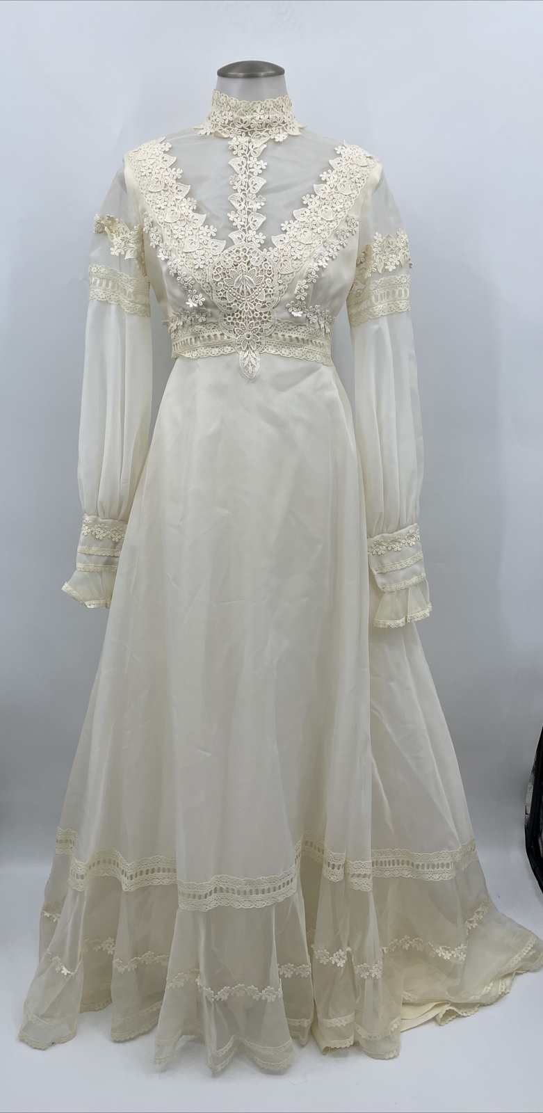 Vintage 1970's Wedding Dress Gown Gunne Sax Style Ivo… - Gem