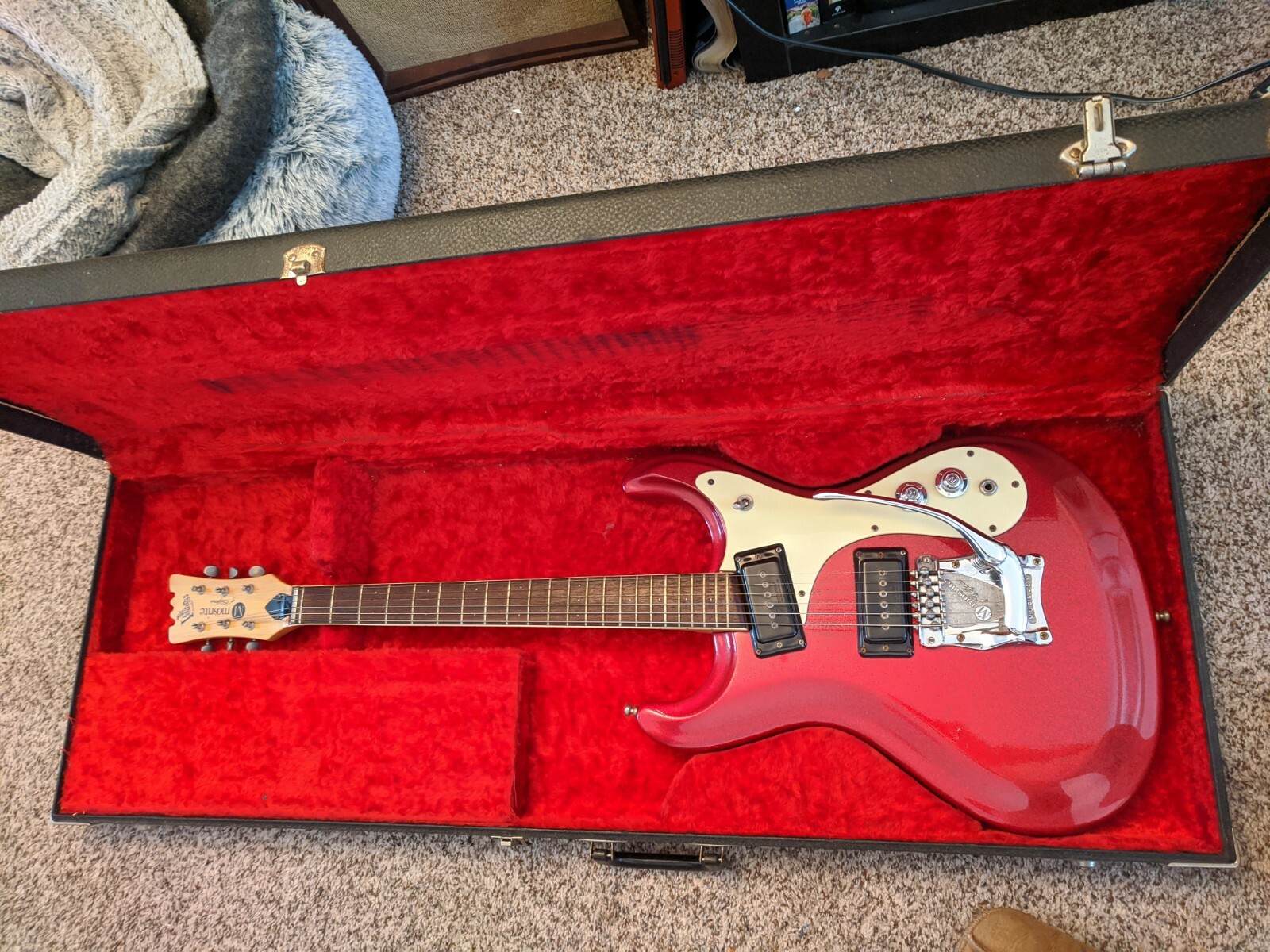 Mosrite Guitar / Amp Advertisements, 1950s-1980s