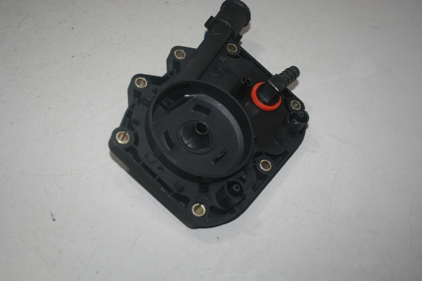 BMW+Intake+Manifold+Cover-+Crankcase+Vent+Valve+E38+E39+E31+11617501563 ...