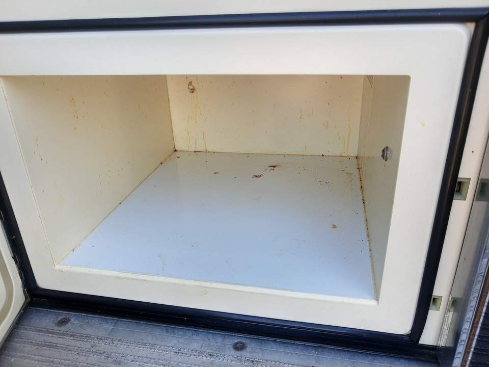 Vintage 1970's Kenmore Sears Microwave Wood Grain Brown Dial Lever 747. ...