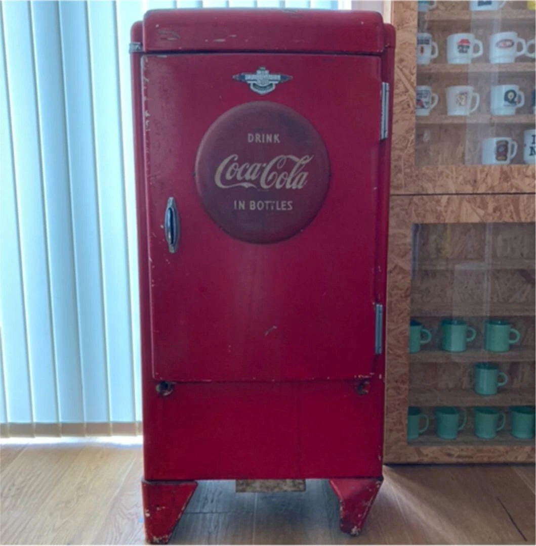 Vintage Coca Cola Fridge
