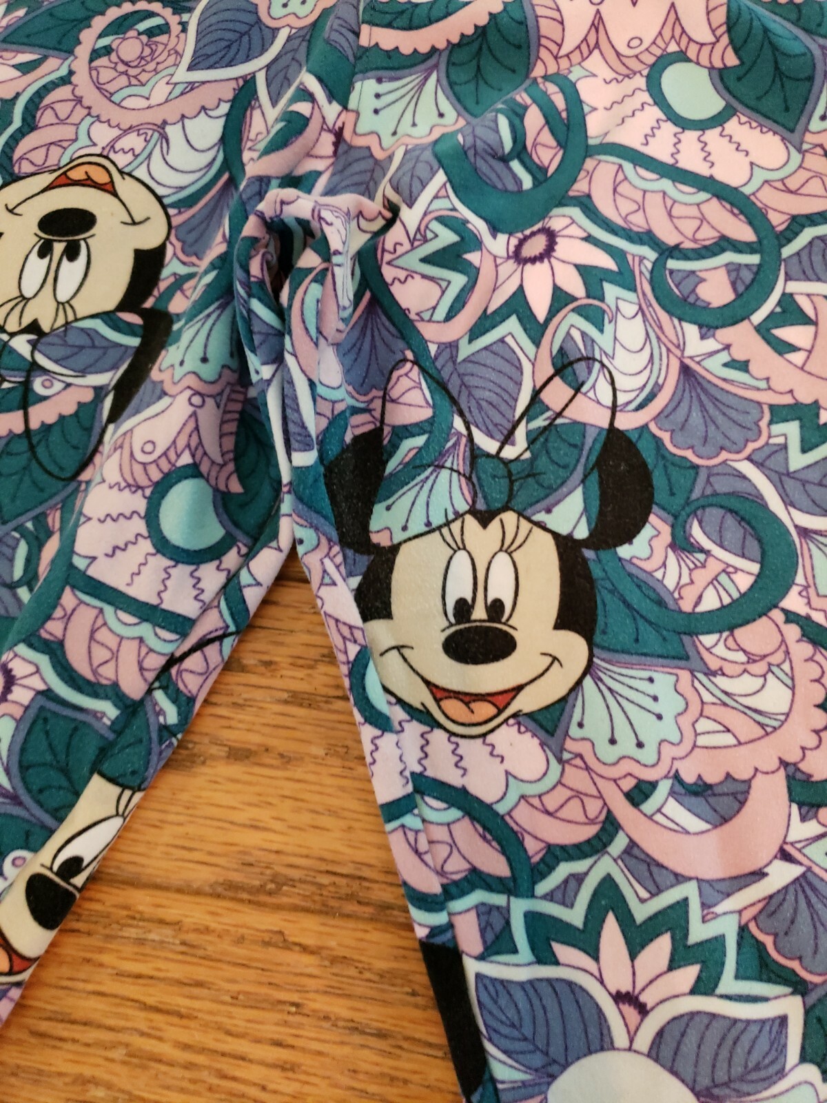 RARE LuLaroe Disney Minnie Mouse TC Leggings paisley - Gem