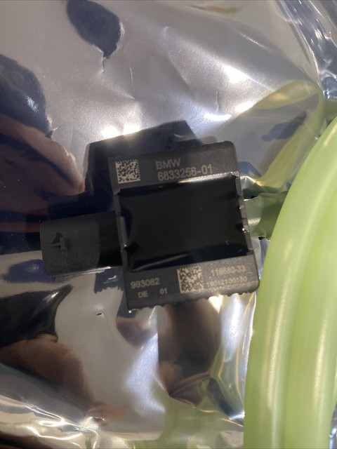 OEM BMW 2 F46 Front Pedestrian Protection PTS Sensor 65766833256 ...
