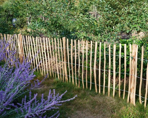 3 x Haselnuss Staketenzaun Pfosten | Höhe90 - 150 cm | Angespitzte Holz ...