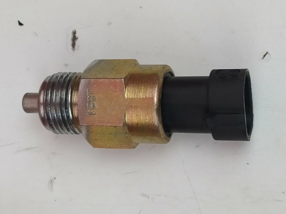 Alfa Romeo 145 / 146 Reverse Light Switch on Gearbox Petrol Models ...