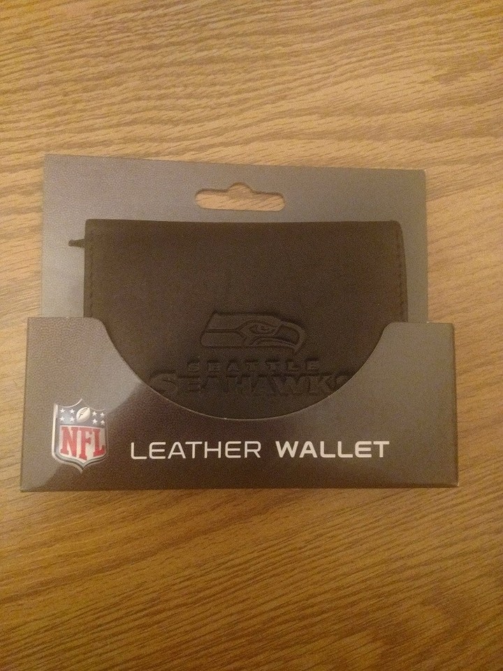 Brand New NFL Team Black Tri-Fold Leather Wallet / Pick Your Favorite ...