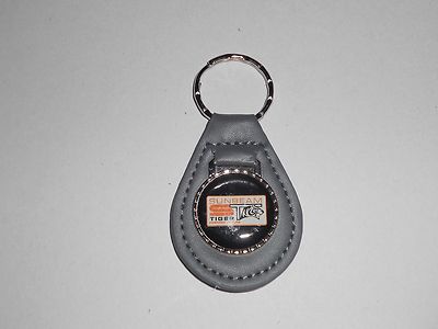 1960's SUNBEAM TIGER VINTAGE LOGO LEATHER KEYCHAIN KEYRING NEW DARK ...