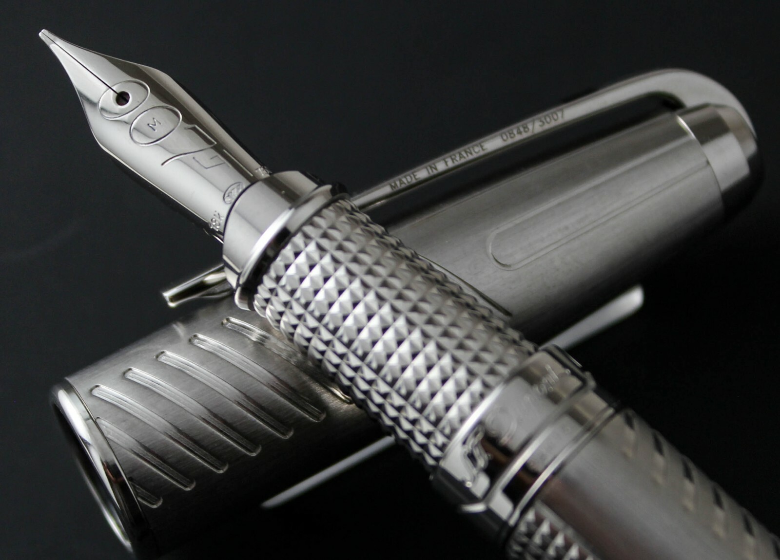 S.T. Dupont James Bond 007 Palladium Olympio Fountain Pen w/ Laser ...