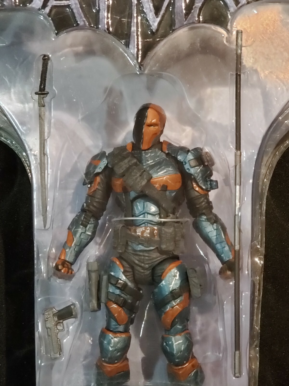 Batman Arkham Origins Deathstroke Figure