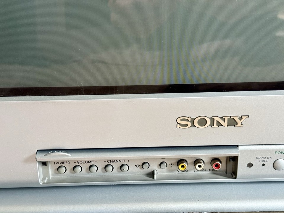 Sony Trinitron WEGA KV-27FS120 CRT 480i Television 27” Retro Gaming TV ...