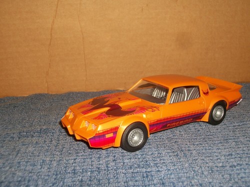 AMT 1979 PONTIAC FIREBIRD SNAP-FIT TURBO CUSTOM BUILT MODEL CAR 1/25 | eBay