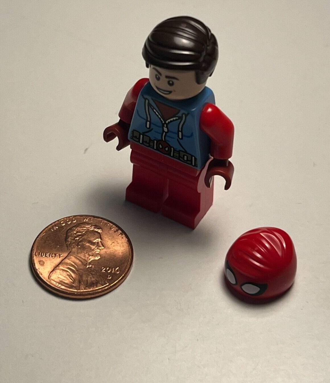 Lego Spiderman Peter Parker Minifig w/ Hood Web Webslinger Queens ...