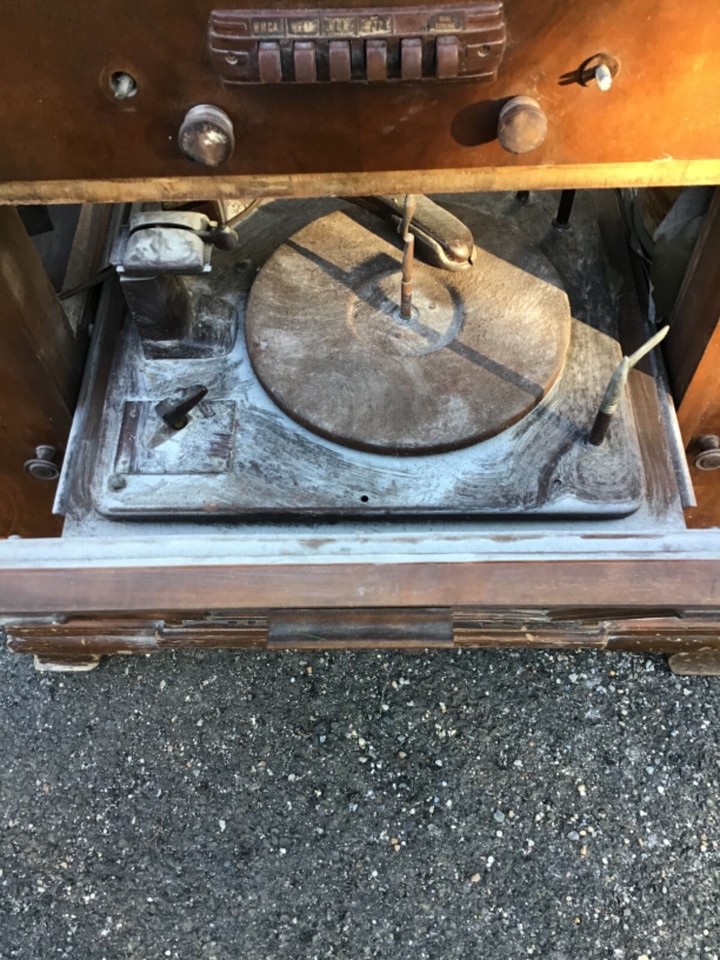 Firestone 4-A-37 Air Chief AM/FM, Record Player 1946 to Restore READ ...
