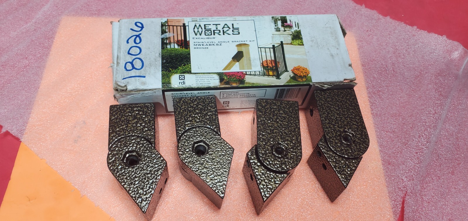 1 BOX OF 4 METAL WORKS EXCALIBUR STAIR/LEVEL ANGLE BRACKET KIT MWEABKSZ ...